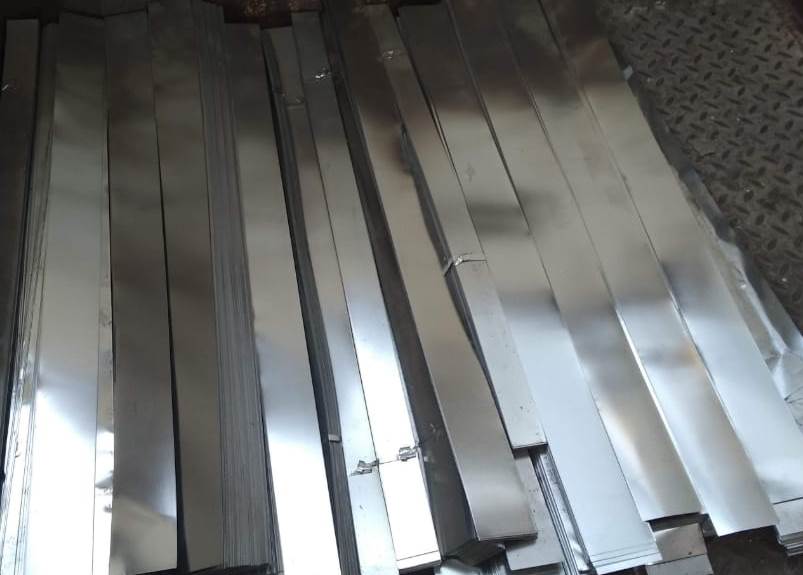 Capital Traders: Tinplate, Golden, Misprint, Sheets, Circles, Strips.